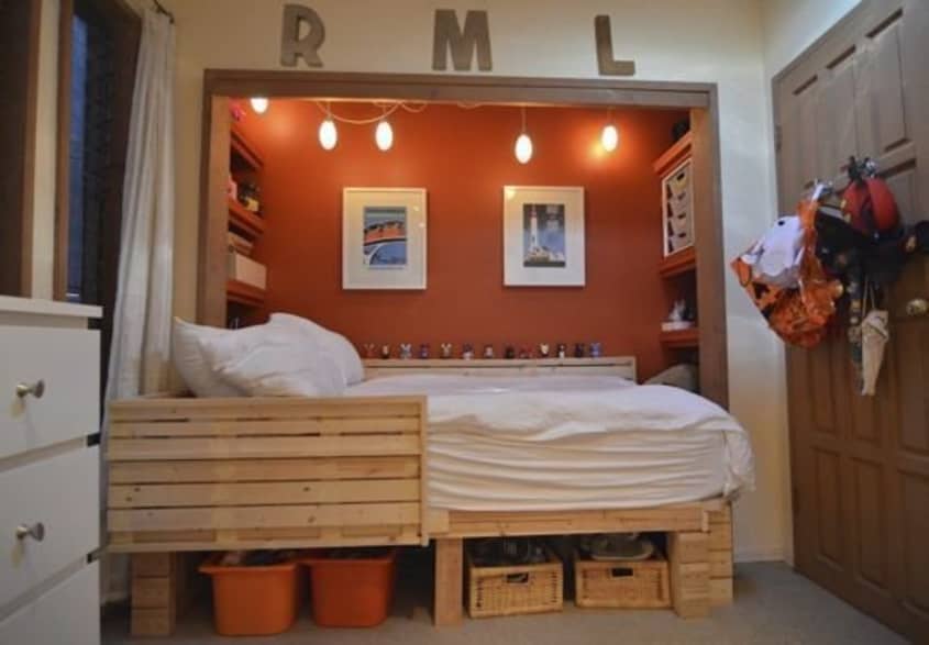 a-compendium-of-clever-creative-ways-to-set-up-a-shared-kids-room-apartment-therapy