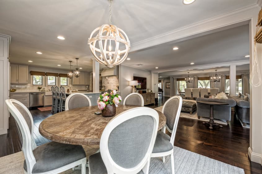"Fixer Upper" Waco House for Sale Photos - April 2019 | Apartment Therapy