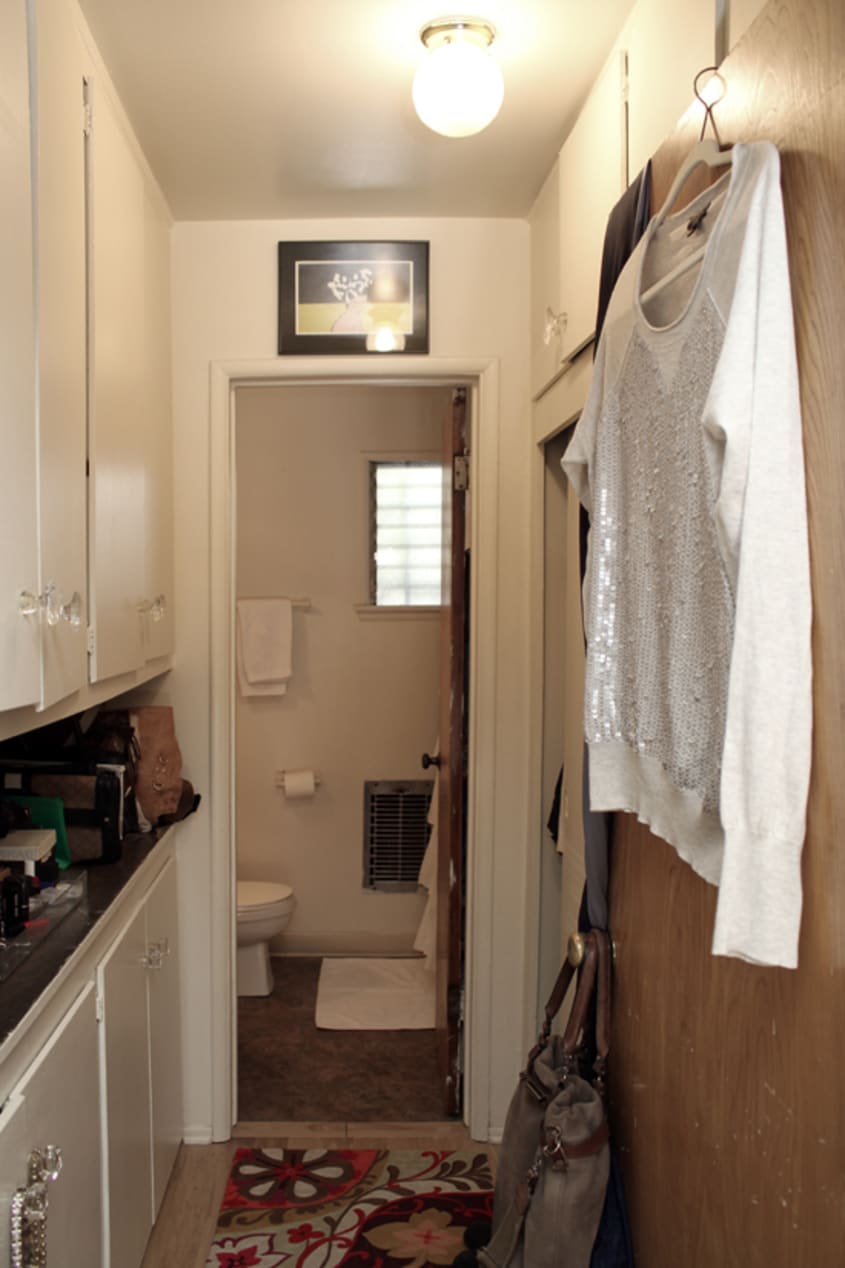 Savannah’s Sophisticated Studio Apartment | Apartment Therapy