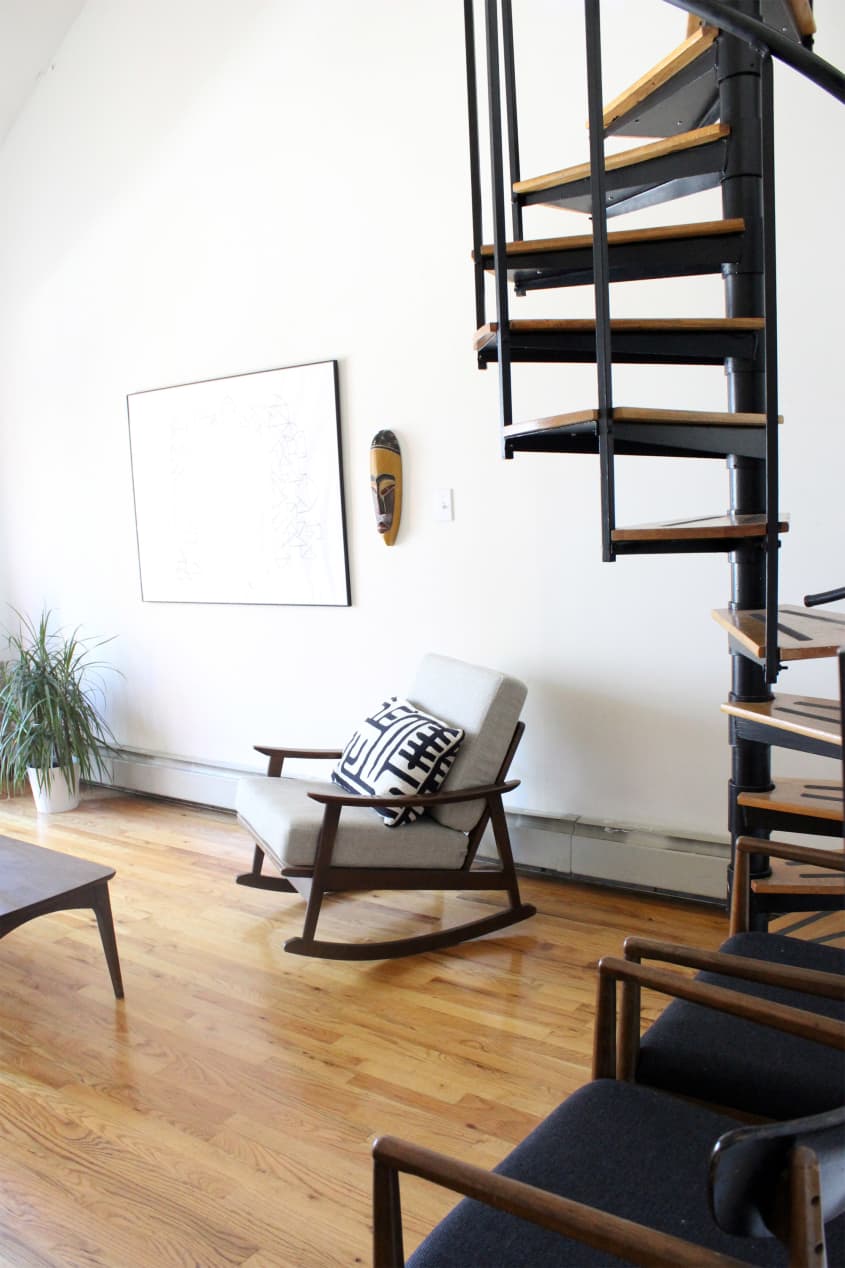 House Tour: A 525 Square Foot Vintage Modern Bronx Loft | Apartment Therapy