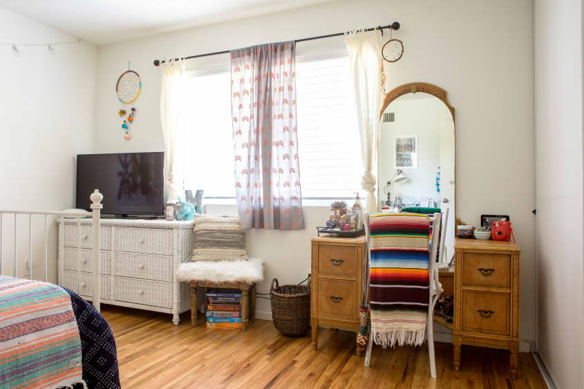 House Tour: A Young Couple's Free-Spirited Full House | Apartment Therapy