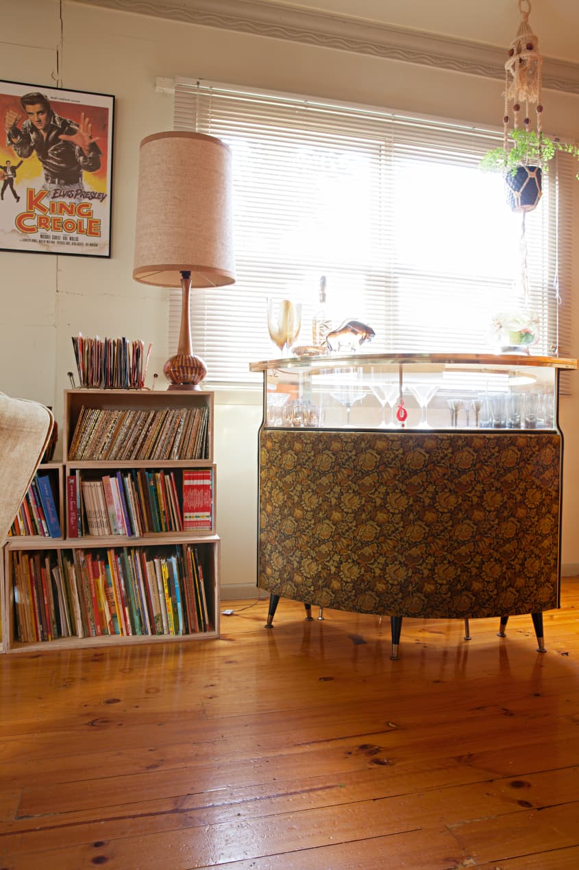 House Tour: A Vintage Retro Wonderland in Australia | Apartment Therapy