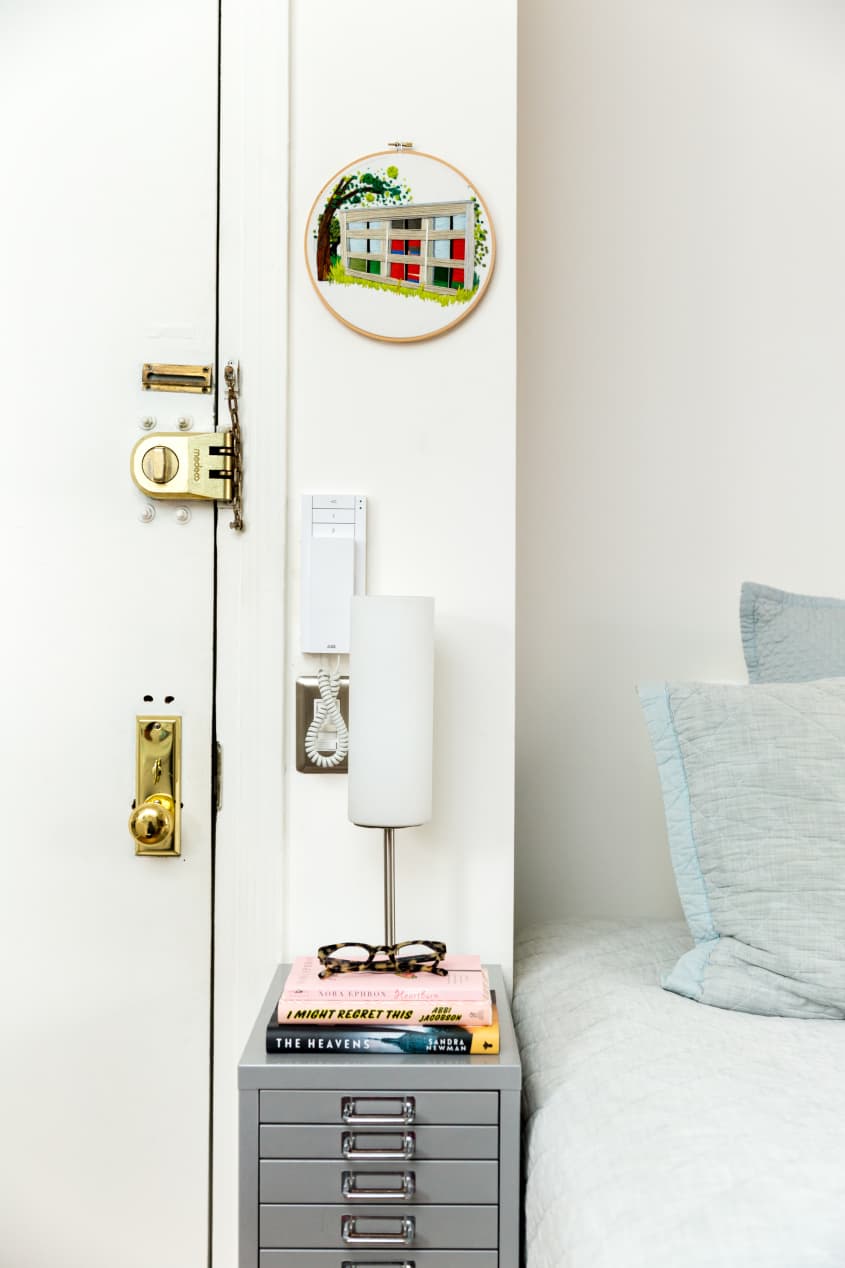 A Super Small 375-Square-Foot Studio Is Masterfully Arranged ...