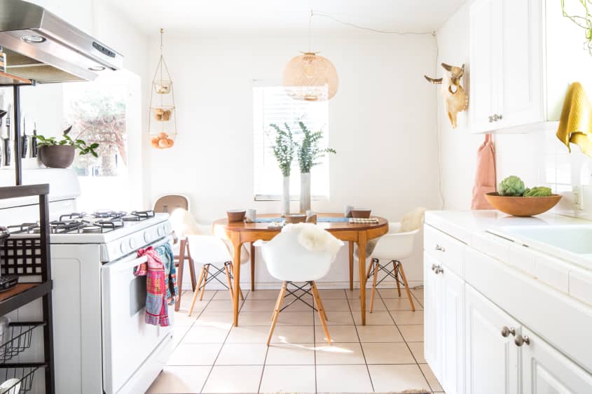 House Tour: The Wolf Nest Dog Bed Founder's Cali Home | Apartment Therapy