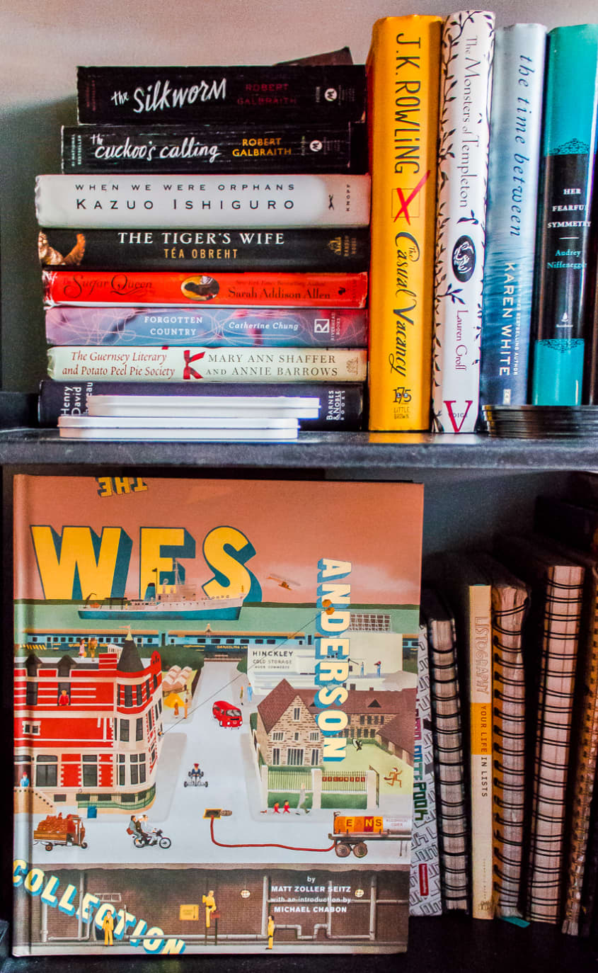 Eclectic Travelers Share Their Life and Apartment in Chicago ...