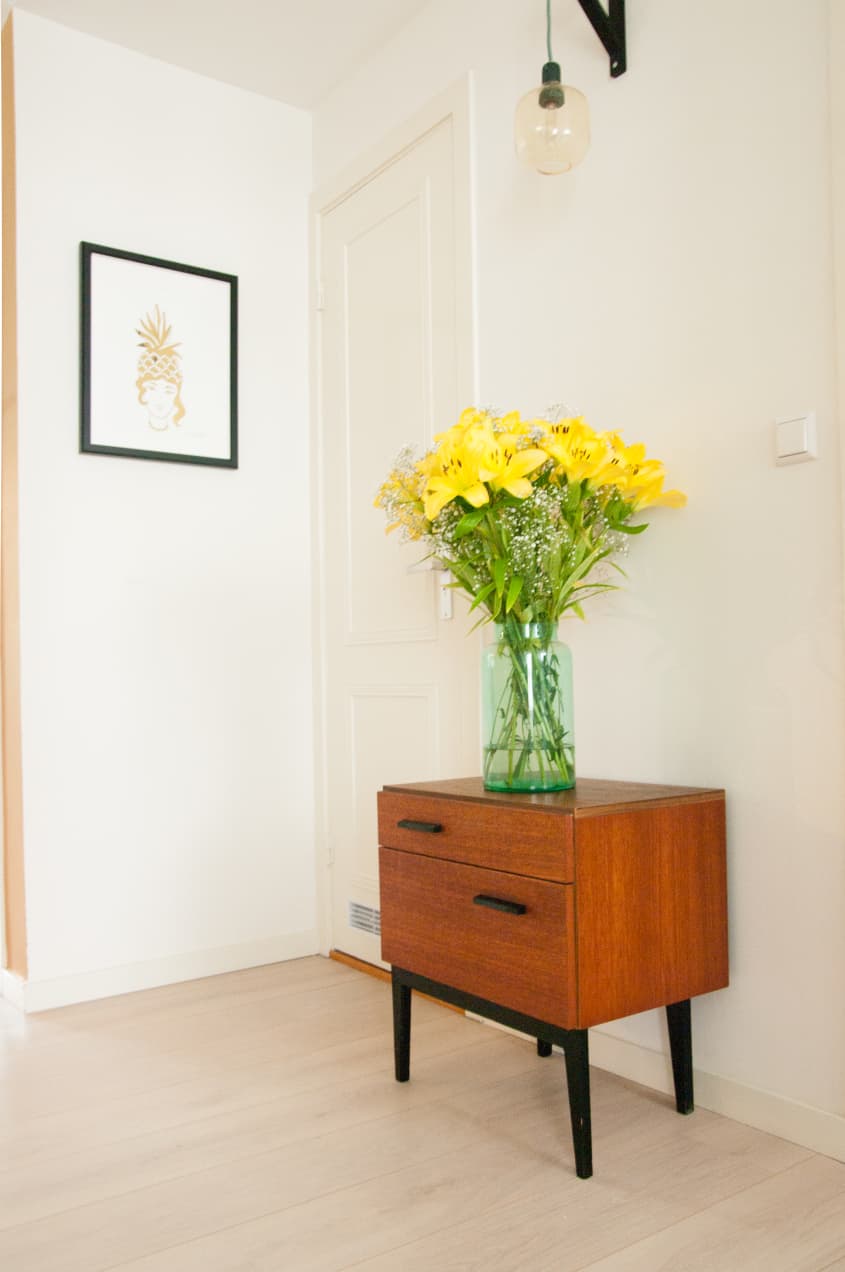 House Tour: A Mid-Century-Inspired Amsterdam Apartment | Apartment Therapy