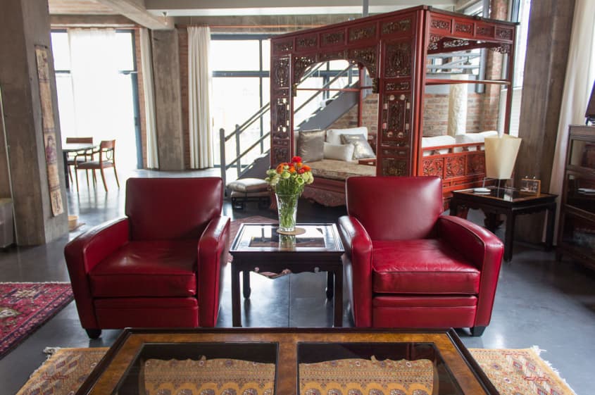 Anne & Leo’s Cozy Cosmopolitan Loft | Apartment Therapy