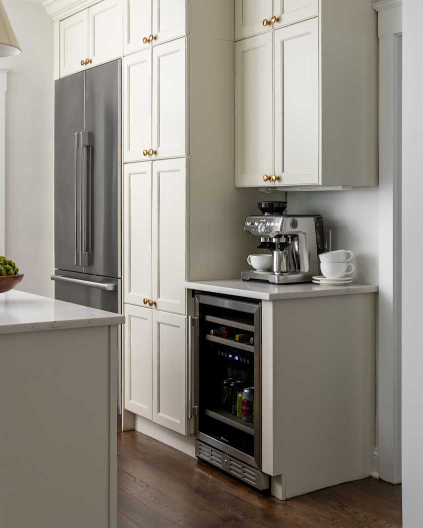 A Designer Transforms a 1924 Sears Kitchen into a Stunner | Apartment ...