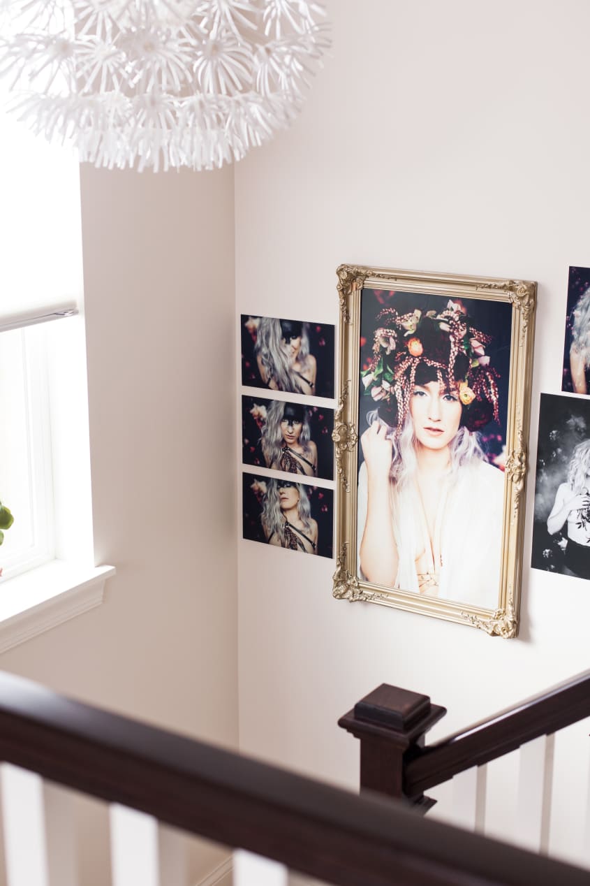 House Tour: A Photographer's High-Contrast Home | Apartment Therapy