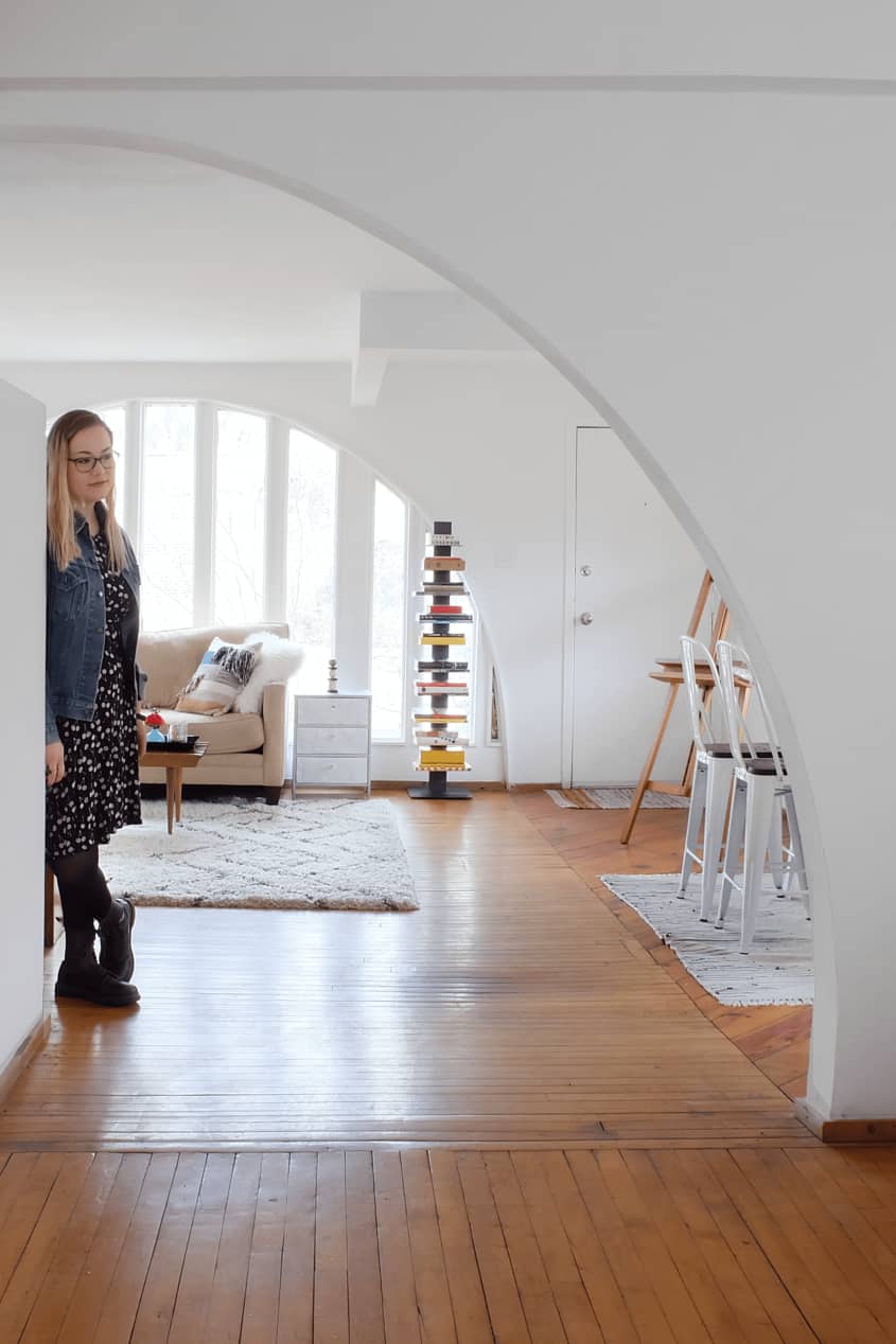 House Tour: A Chicago Rental Filled With Repurposed Items | Apartment ...