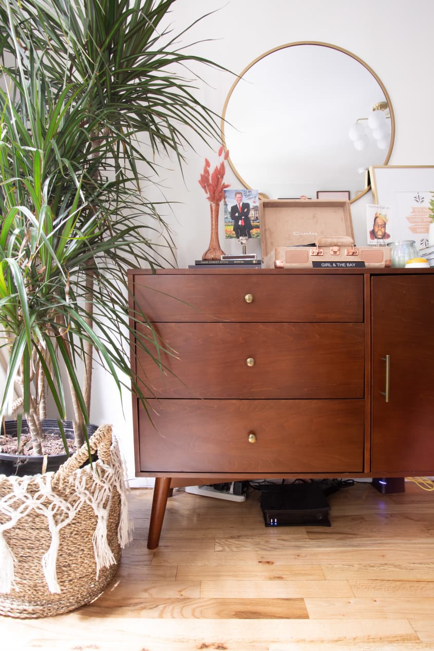Mandy Ansari Girl and the Bay NYC Apartment Tour | Apartment Therapy