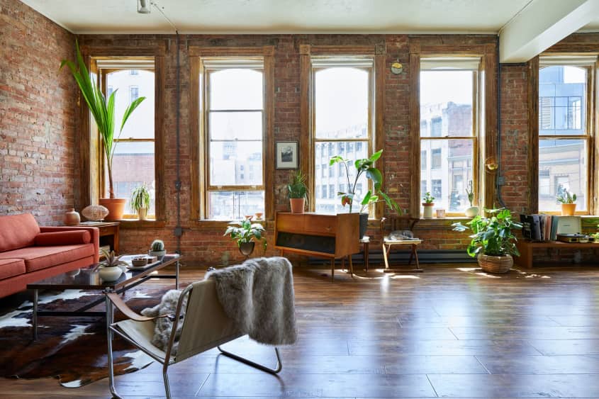 Mid-Century Modern Desert-Inspired Seattle Loft Tour | Apartment Therapy