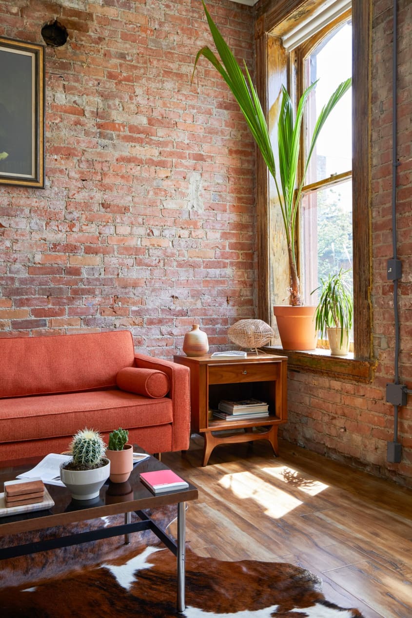 Mid-Century Modern Desert-Inspired Seattle Loft Tour | Apartment Therapy