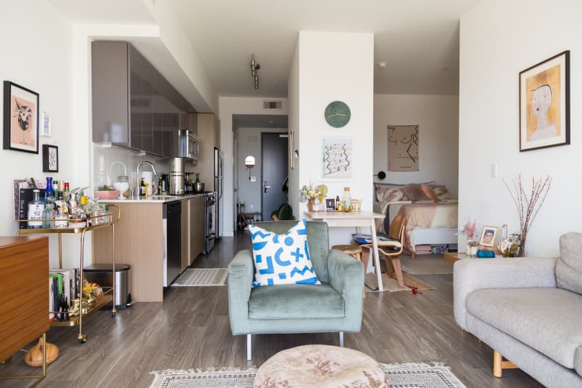 Space Maximizing Tips in an LA Rental Loft | Apartment Therapy