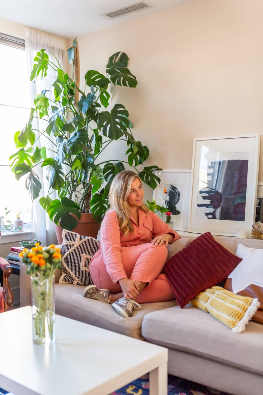 Libby Living Colorfully Maximalist Colorful Apartment Tour | Apartment ...