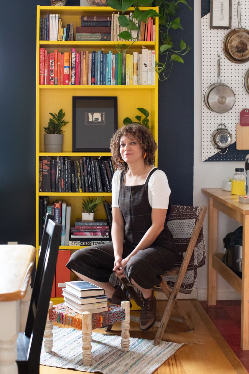 Professional Organizer Fay Wolf Los Angeles Apartment Tour | Apartment ...