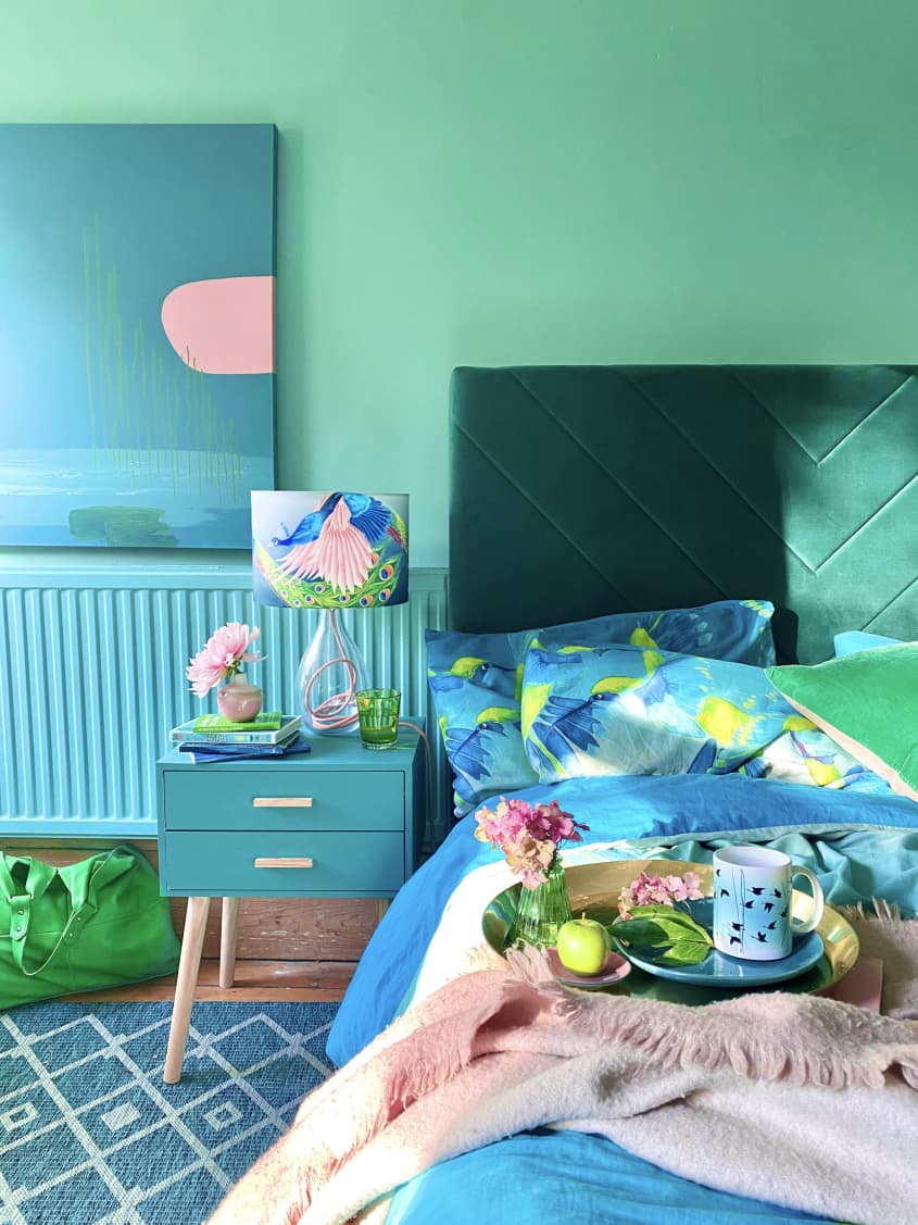 Anna Jacobs Colorful Rental UK Apartment Photos | Apartment Therapy