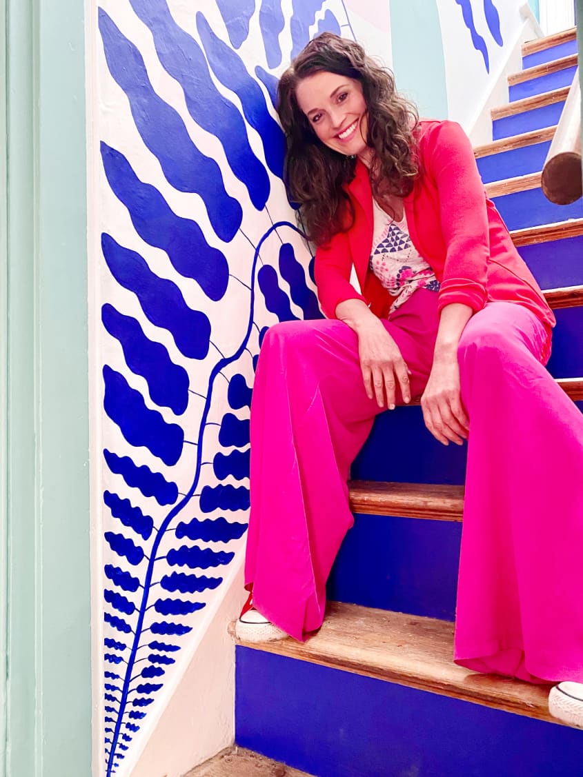 Anna Jacobs Colorful Rental UK Apartment Photos | Apartment Therapy