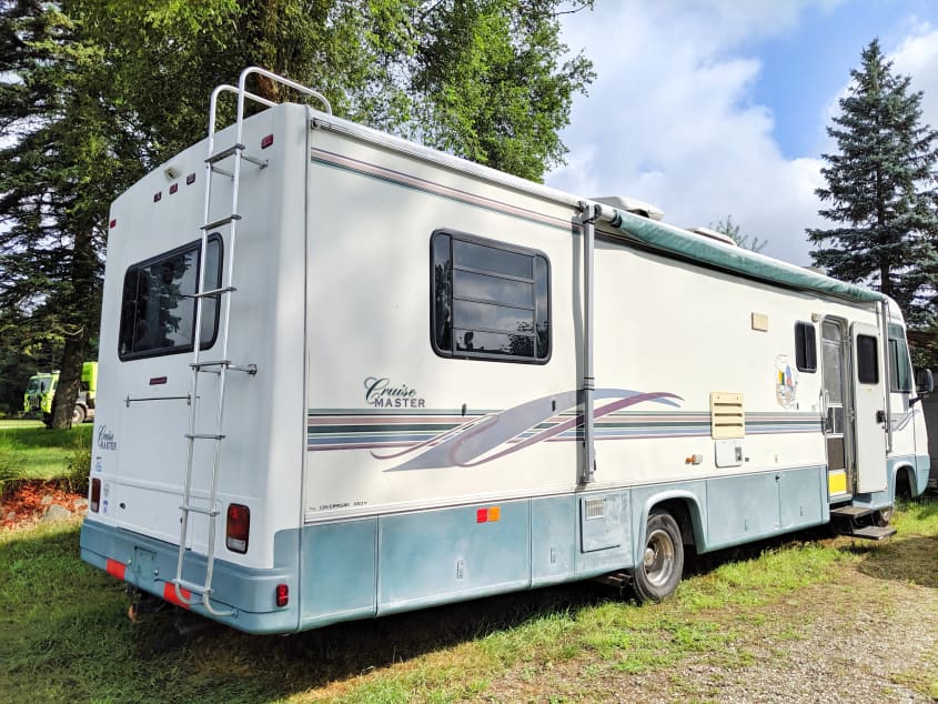 RV Renovation For a Big Family | The Kitchn