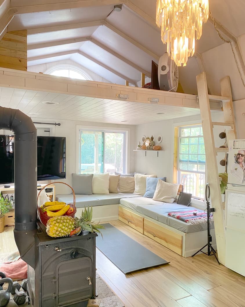 304-Square-Foot DIY Tiny House Dreamy Off-Grid Paradise | Apartment Therapy