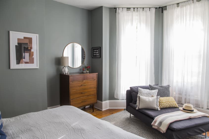 Elizabeth Rees Co-Founder Chasing Paper | Apartment Therapy