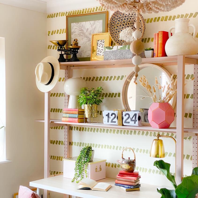 This Home's Absolutely Packed With Colorful & Clever Renter-Friendly ...