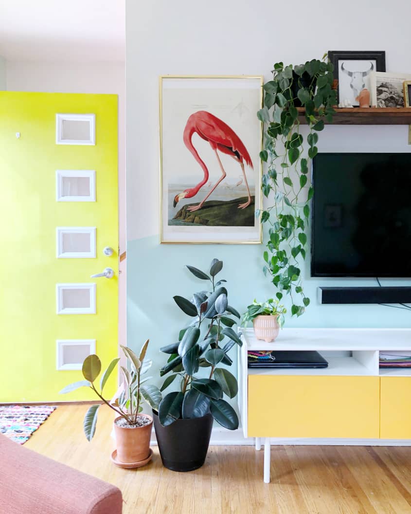 DIY Dining Nook, Colorful Murals, and Dreamy Patio in Omaha House ...