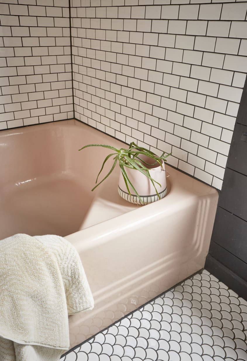 Kate Pearce Vintage Colorful House Tour Photos | Apartment Therapy