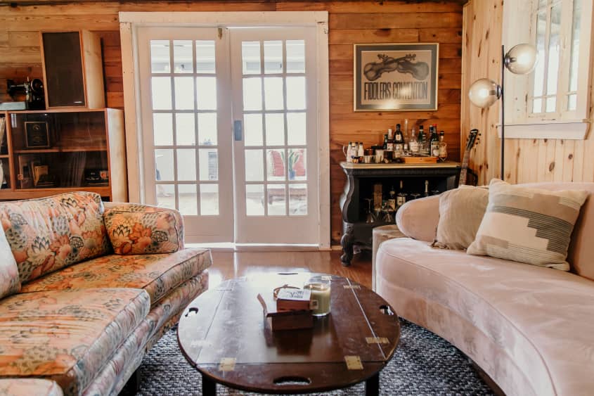 Small 1940s Tennessee Cabin Tour Photos | Apartment Therapy