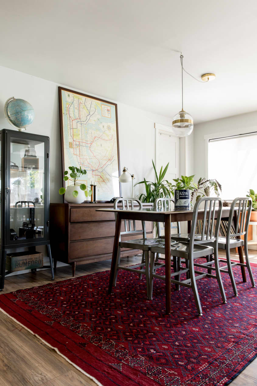 Small Seattle Mid-Century House With Backyard Inspiration | Apartment ...