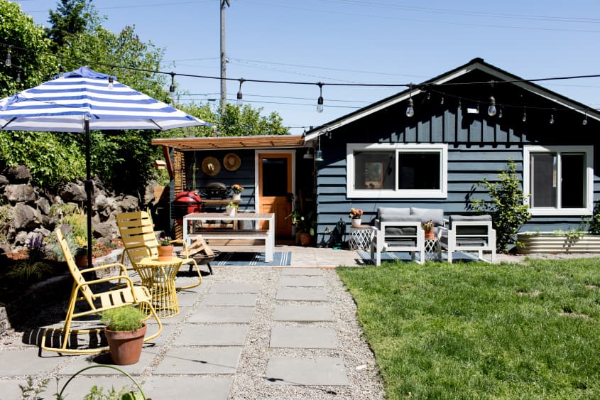 Small Seattle Mid-Century House With Backyard Inspiration | Apartment ...
