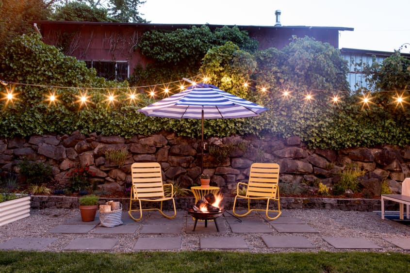 Small Seattle Mid-Century House With Backyard Inspiration | Apartment ...