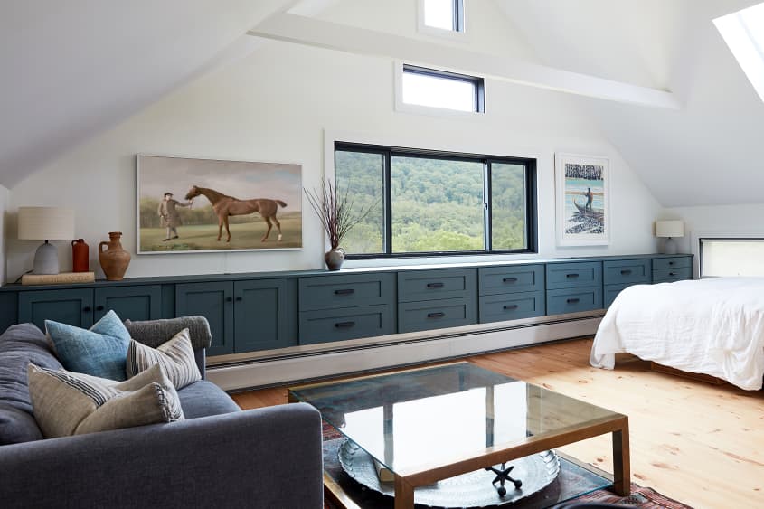 Old Barn Transformed into Studio Apartment and Art Studio | Apartment ...