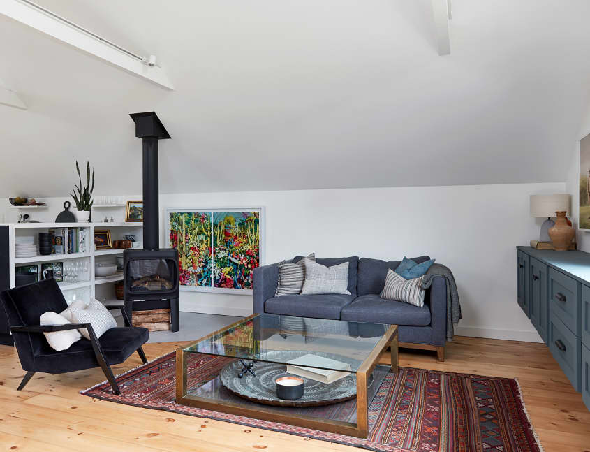 Old Barn Transformed into Studio Apartment and Art Studio | Apartment ...