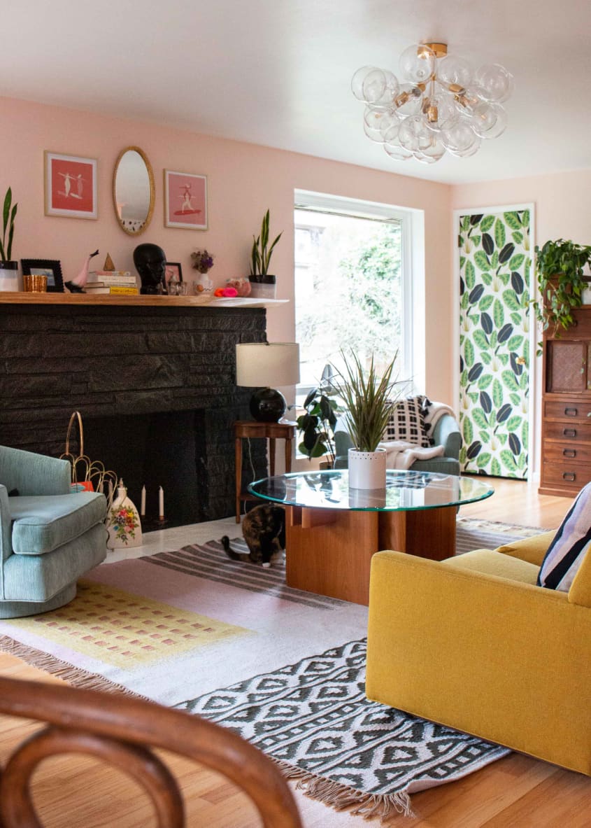 Seattle Home Tour With DIYs, Plants, and Cats | Apartment Therapy