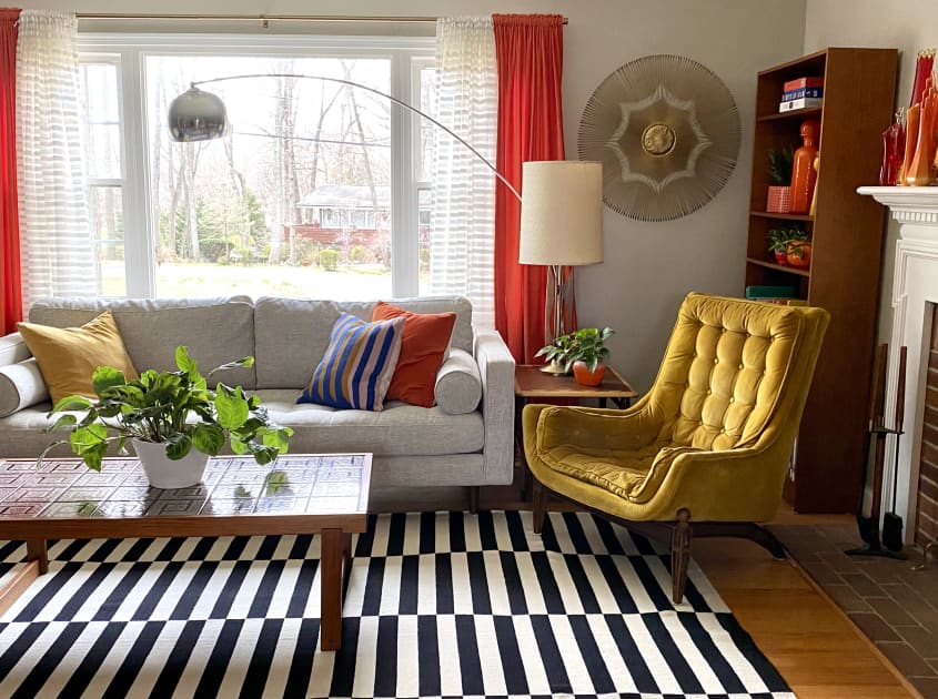 1973 Colorful Rental Single-Family House Photos | Apartment Therapy