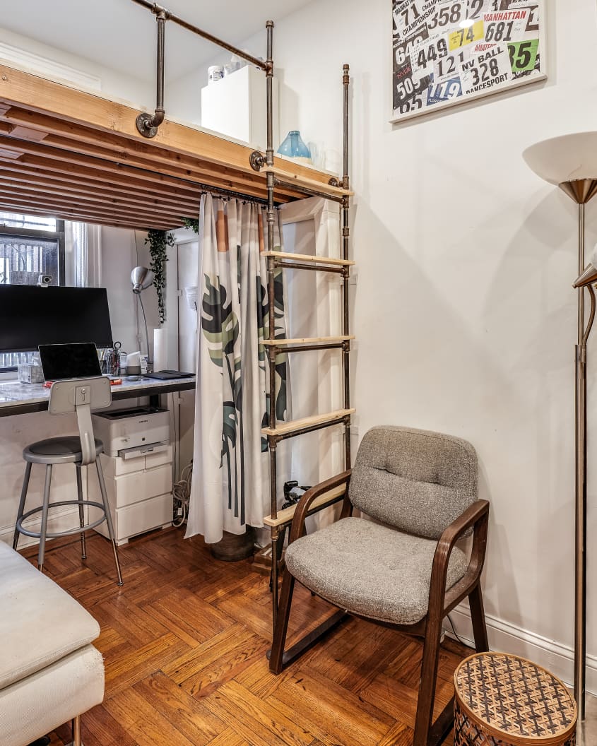 330-Square-Foot DIY Organized Apartment Tour Photos | Apartment Therapy