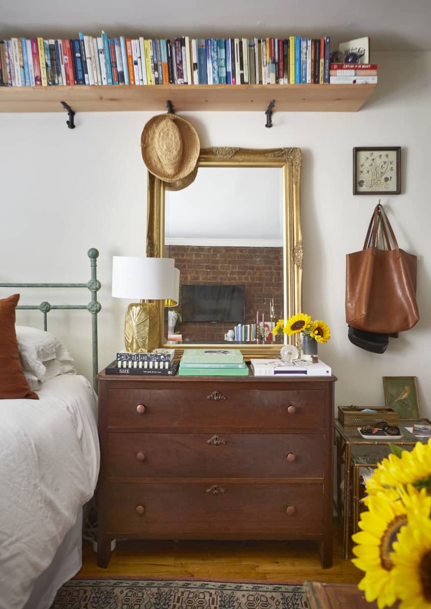 200-Square-Foot NYC Apartment Tour Photos | Apartment Therapy