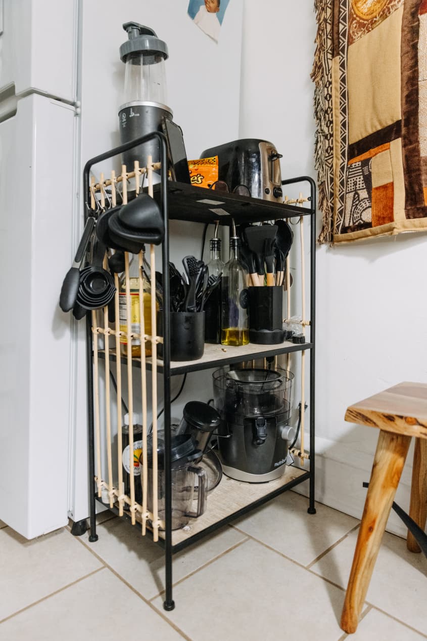 190-Square-Foot Afrohemian Studio Apartment Tour Photos | Apartment Therapy