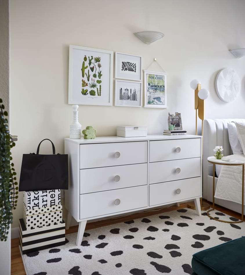 NYC Fashion Designer's Studio Apartment Is A Mix of Modern and DIY ...