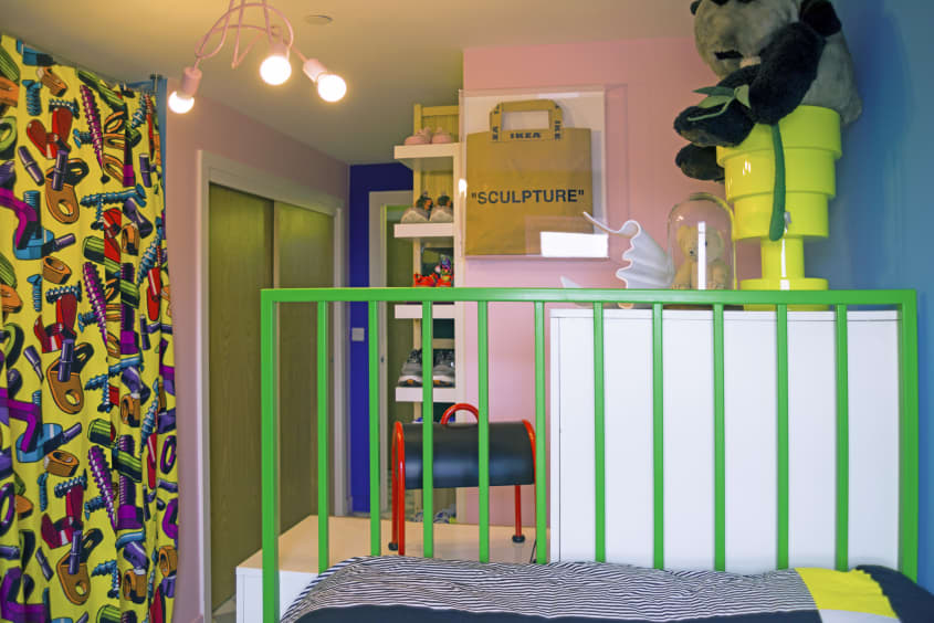 A Neon Manchester Flat Inspired by Nickelodeon and Memphis Design ...