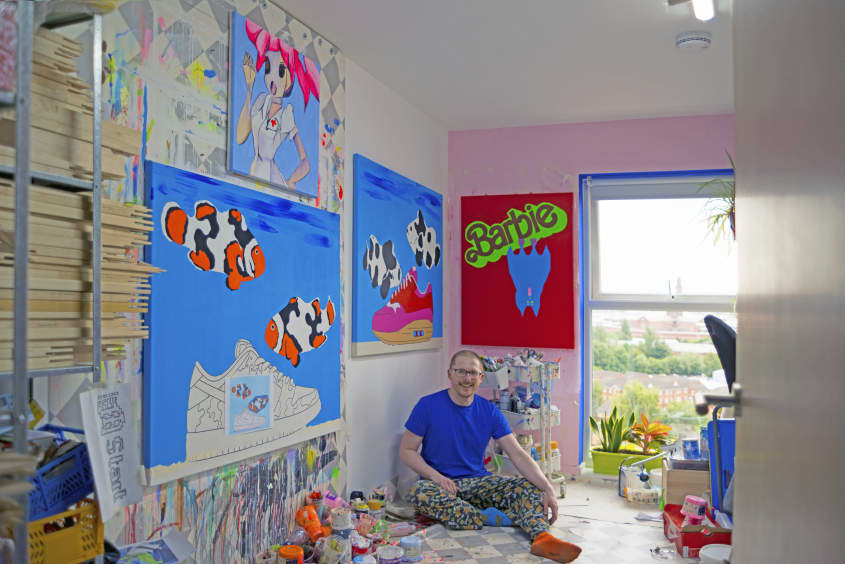 A Neon Manchester Flat Inspired by Nickelodeon and Memphis Design ...