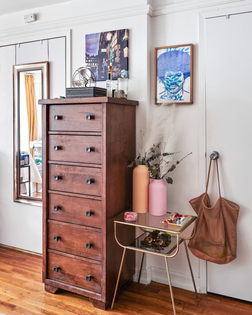 290-Square-Foot NYC Studio Apartment Tour Photos | Apartment Therapy