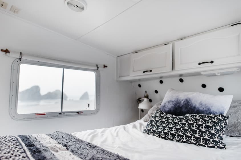 House Tour: A Couple and 4 Pets in a 188-square-foot RV | Apartment Therapy
