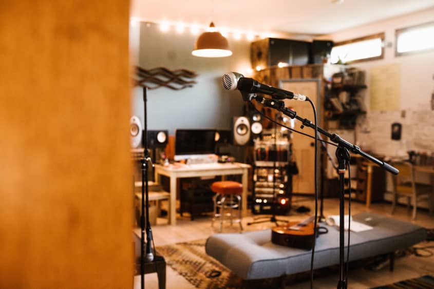 Converted Barn Home Tour of Gregory Alan Isakov | Apartment Therapy