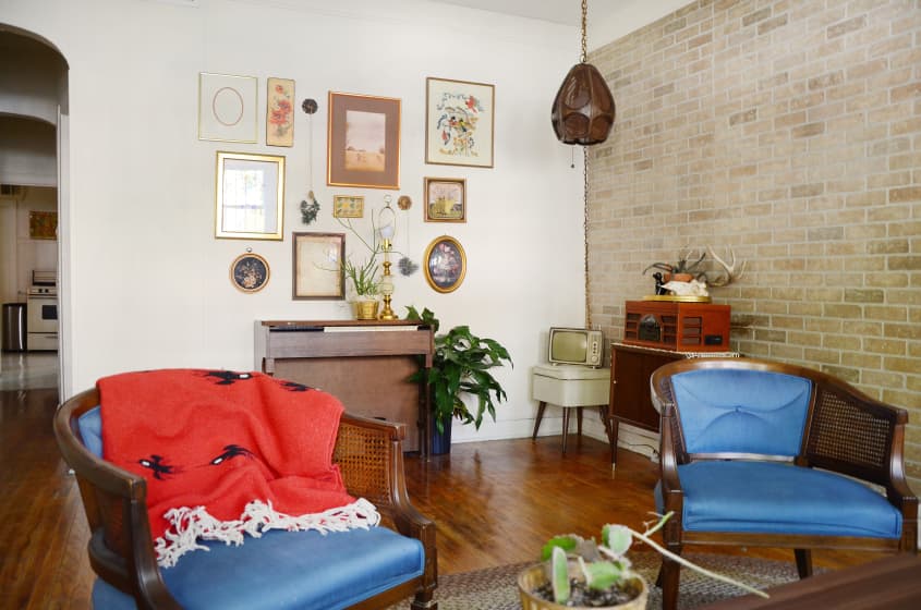 Tour a Chicago Garden Unit Filled with Vintage Finds | Apartment Therapy