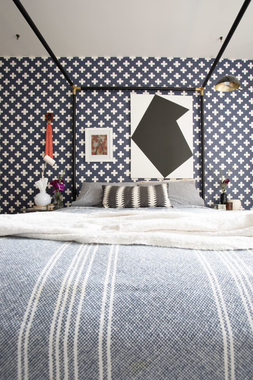 Harlem Home Tour: An Interior Designer's Bold Apartment | Apartment Therapy