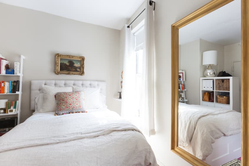 House Tour: Small But Sweet 190-Square-Foot NYC Studio | Apartment Therapy