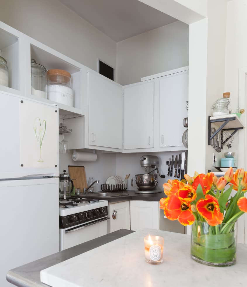 House Tour: Small But Sweet 190-Square-Foot NYC Studio | Apartment Therapy