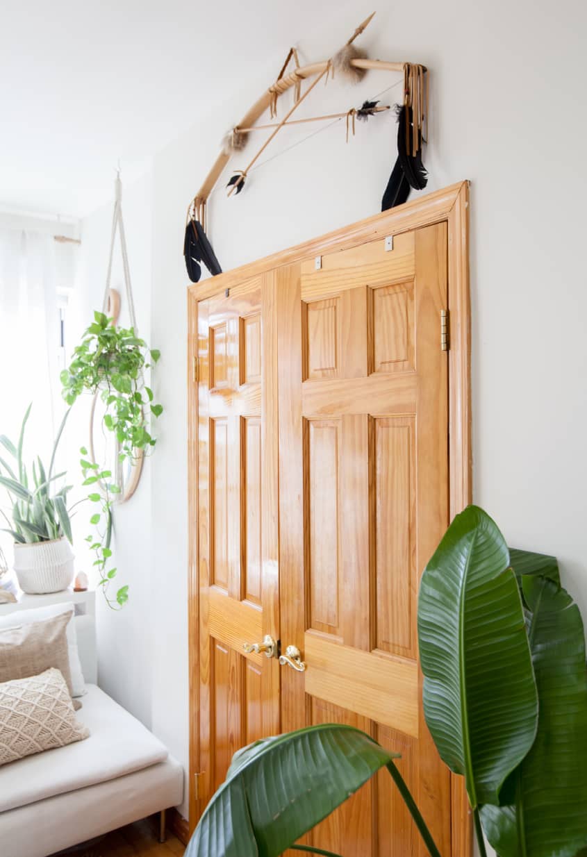 NYC Studio Tour: An Organized 280-Square-Foot Rental | Apartment Therapy